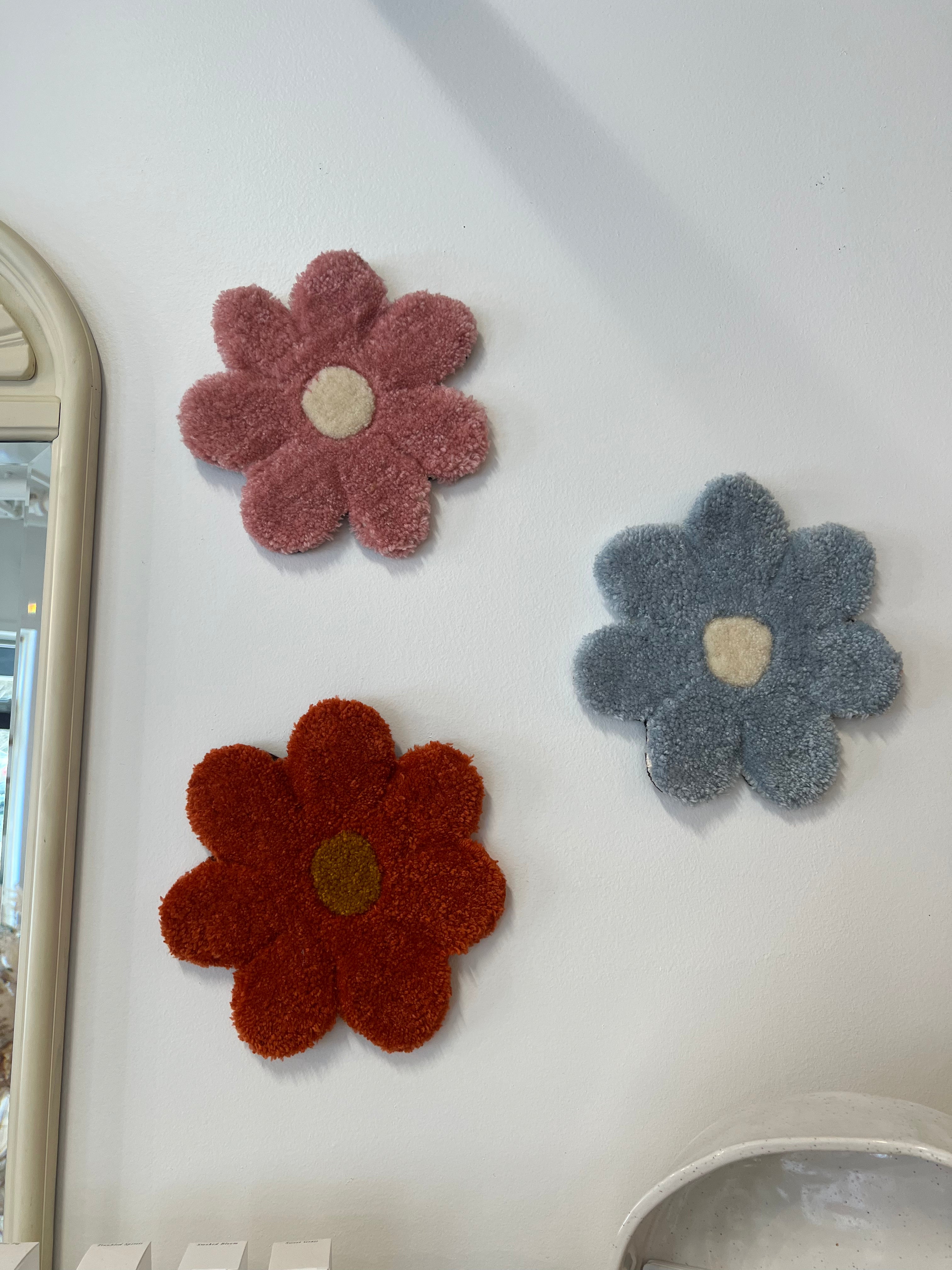 Tufted Flower Wall Hanging – Grateful Gift Shop